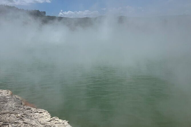 Hire A Driver For 4 Days From Auckland - An Authentic and Comfortable Kiwi Adventure