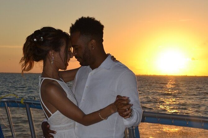 Historic 7-Mile Bridge Sunset Cruise in Marathon - Key Points