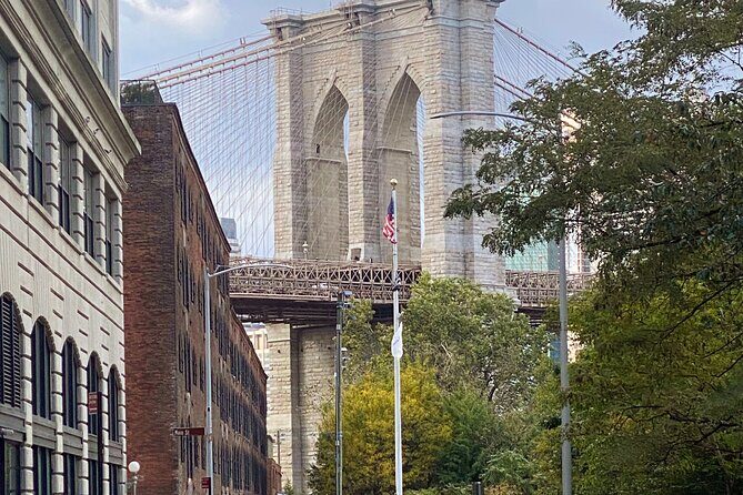 Historic Brooklyn Heights and Trendy Dumbo - A Deep Dive into the Tour Experience