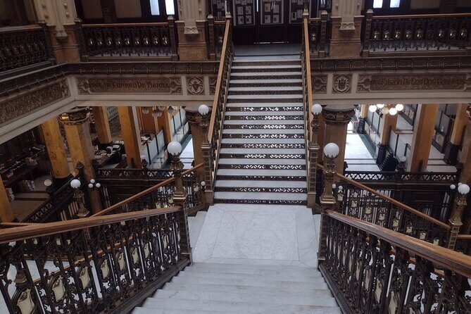 Historic center walking tour through time and space - What to Expect and Practical Tips