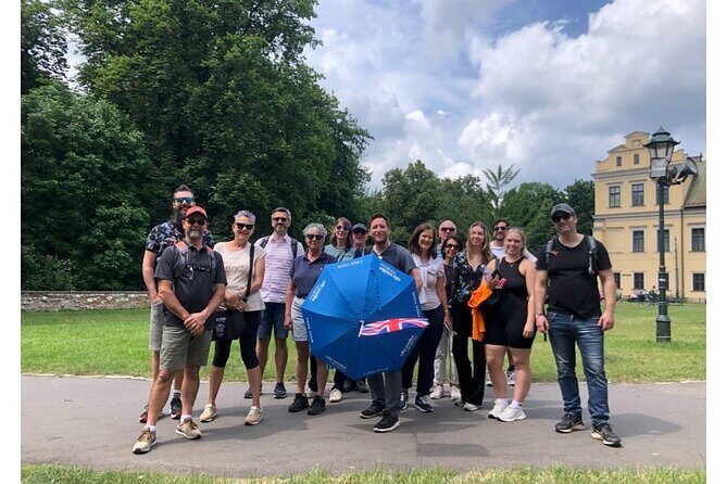 Historic Krakow : Old Town & Wawel Castle Walking tour - Discovering Krakow’s Historic Core