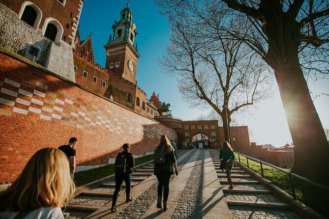 Historic Krakow : Old Town & Wawel Castle Walking tour - The Sum Up: Why Choose This Tour?
