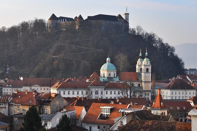 Historic Ljubljana Tour with Ljubljana Castle included - Key Points