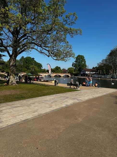 Historic Walk Around Stratford Upon Avon - Tustins Tours - An In-Depth Look at the Stratford-upon-Avon Tour