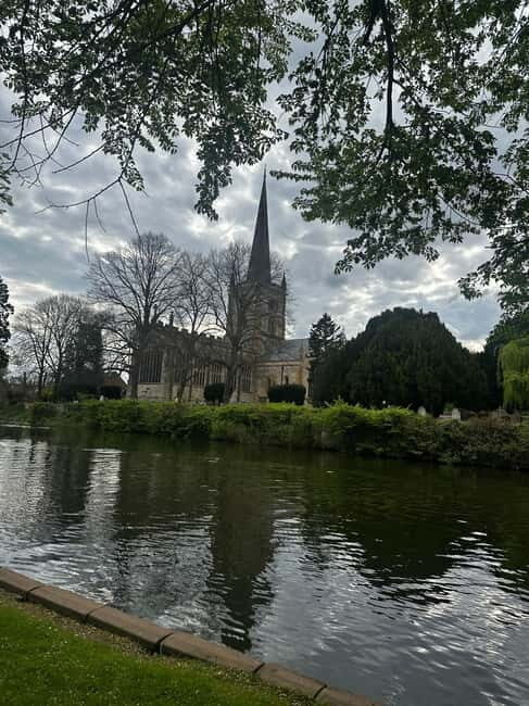 Historic Walk Around Stratford Upon Avon - Tustins Tours - FAQs