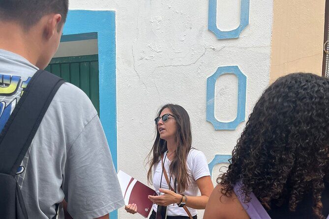 Historic Walk in Ferragudo - Value and Practical Aspects