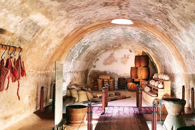 Historical Immersion 6Hrs San Diego Fort Museum Divers Lunch - FAQ