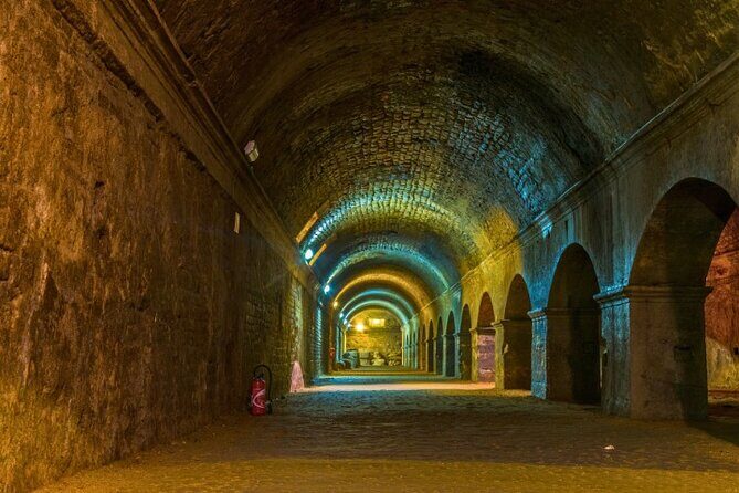 Historical Walking Tour of Ancient Arles with an APP - The Sum Up