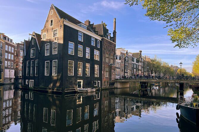 Historical Walking Tour, private with local Dutch guide - Is This Tour Worth the Price?