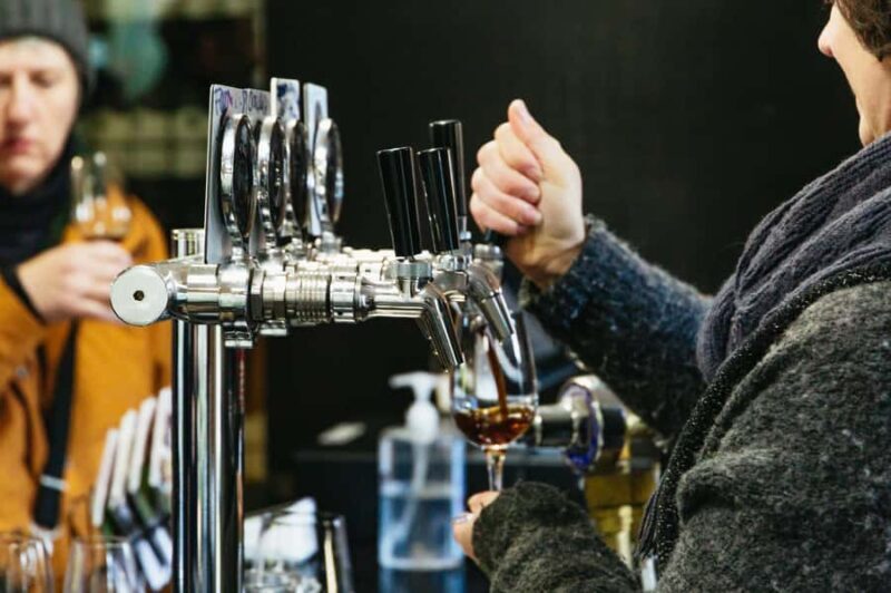 Hobart: Bruny Island Gourmet Sightseeing Day Tour - Transport and Group Size