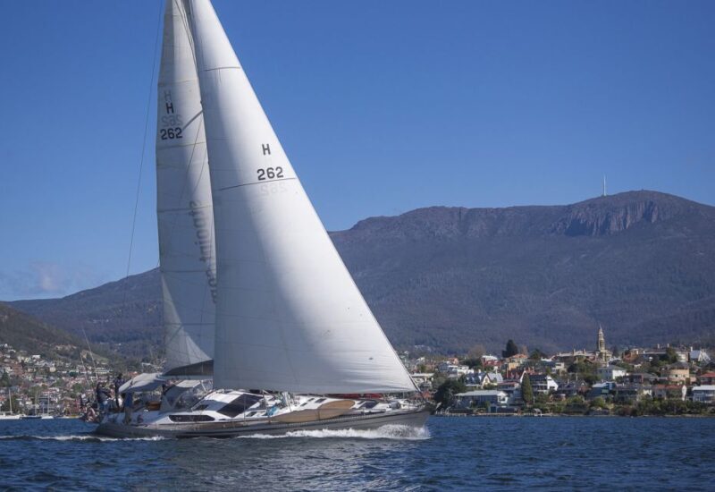 Hobart: Luxury Yacht Scenic Sailing Tour with Snacks - Final Thoughts