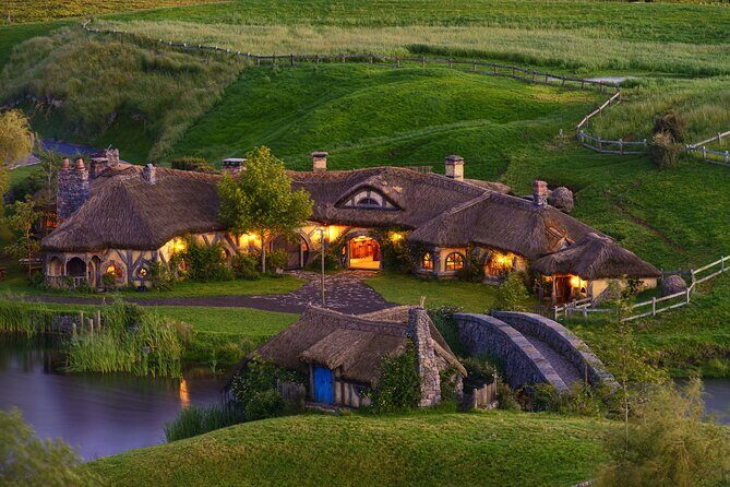 Hobbiton Movie Set Experience: Private Tour From Auckland - Hobbiton Movie Set Experience: Private Tour From Auckland