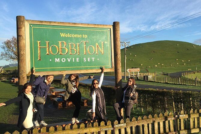 Hobbiton Movie Set Small Group Tour from Auckland - Scenic Drive: The Road to Middle-earth