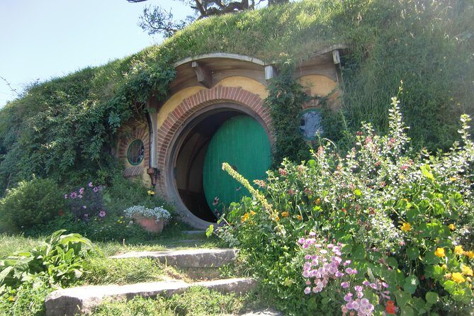 Hobbiton Movie Set Tour from Auckland - Key Points