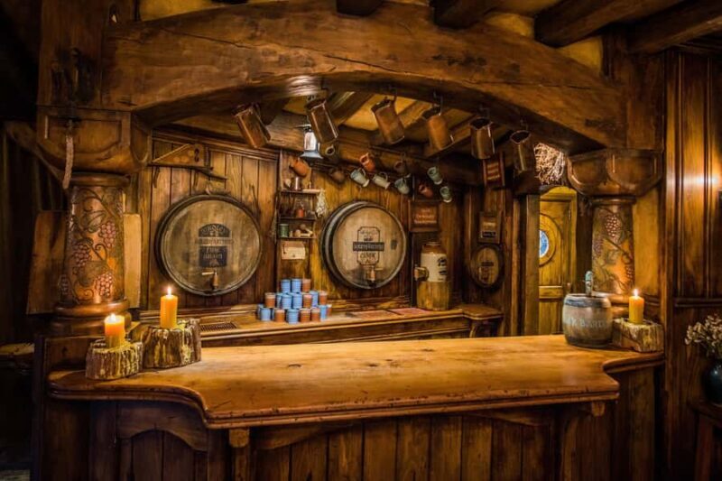 Hobbiton Movie Set Tour to Blue Springs and Waitomo caves - The Experience in Detail
