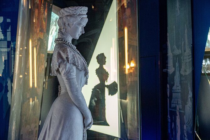 Hofburg Imperial Palace and Sisi Museum Skip the line tour - What to Expect in Terms of Experience, Guides, and Group Size