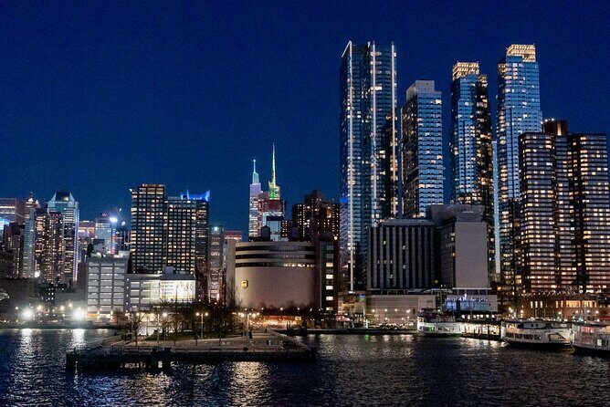 Holiday Dinner Cruise with Cocoa - FAQ