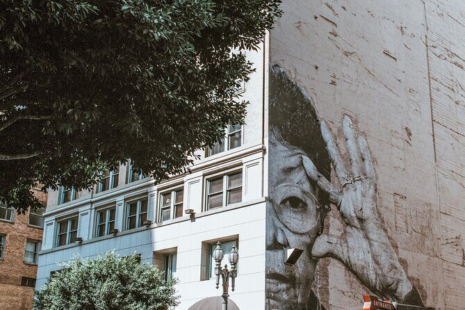 Hollywood, Celebrity Homes, Film Locations and Sunset Strip Tour in Los Angeles - FAQ