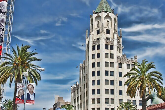 Hollywood Ghost Tour in LA - Hollywood Ghost Tour in LA: A Spooky Slice of Tinseltown