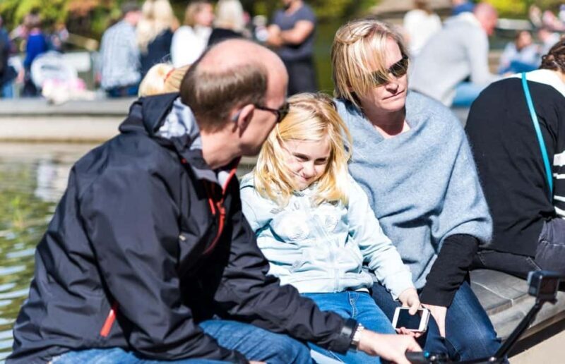 Hollywood in Central Park: Celebrity Hotspots Rickshaw Tour - Comparing Value and Experience