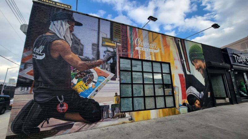 Home visit in Brooklyn & tour of the Bushwick Collective street art - Who Should Book This Tour?