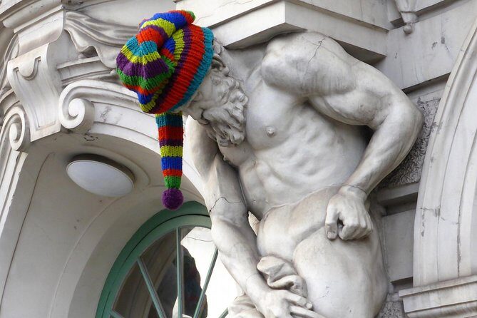 Honest tour of Riga with the best private guide in town - Key Points