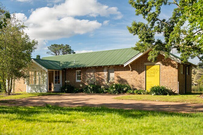 Honey Farm Tour. Morning Tea. Guided Tasting - A Deep Dive Into the Honey Farm Tour
