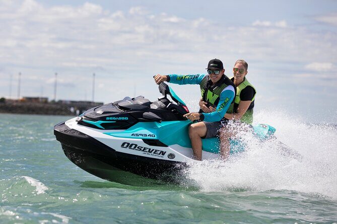 Honey Ryder Sunrise Jet Skiing in Darwin - Honey Ryder Sunrise Jet Skiing in Darwin: An Authentic Morning Adventure