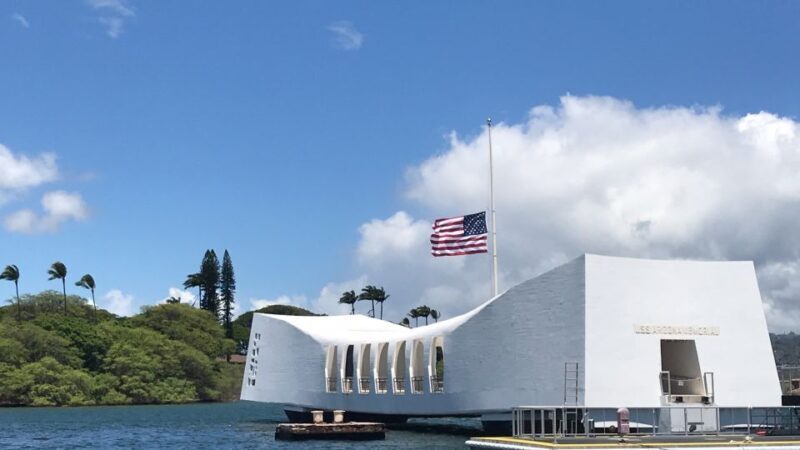 Honolulu: Pearl Harbor, USS Arizona Memorial and City Tour - Historical and Cultural Stops in Honolulu