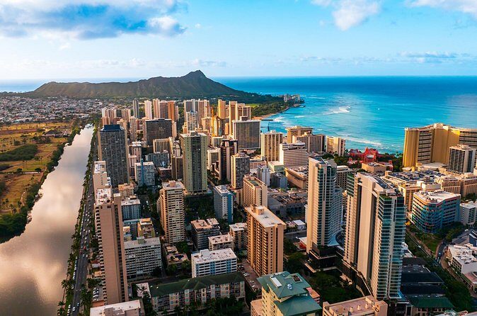 Honolulu Self Guided Bar Crawl and Sightseeing - FAQs