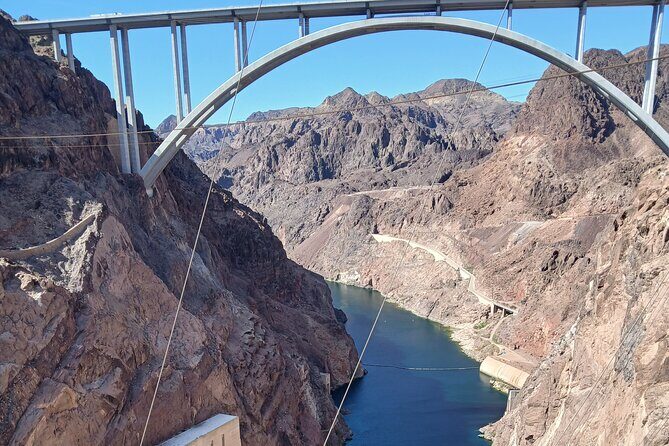 Hoover Dam & Pioneer Saloon Bar Tour - The Guide Experience: Why It Matters