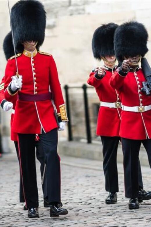 Hop on Hop off London Bus Tour & Tower of London - The River Thames Boat Ride: Scenic and Practical