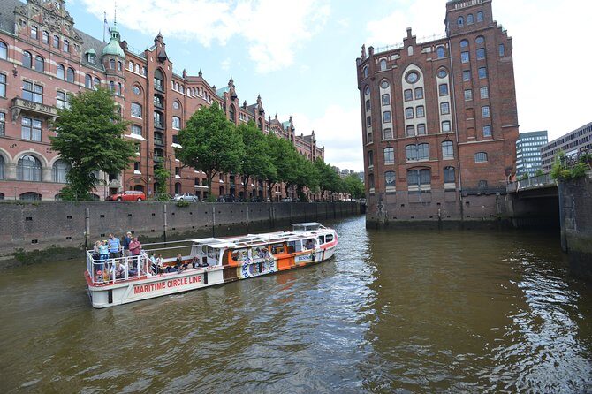 Hop-on hop-off on the water with the Maritime Circle Line in Hamburg - Practical Aspects