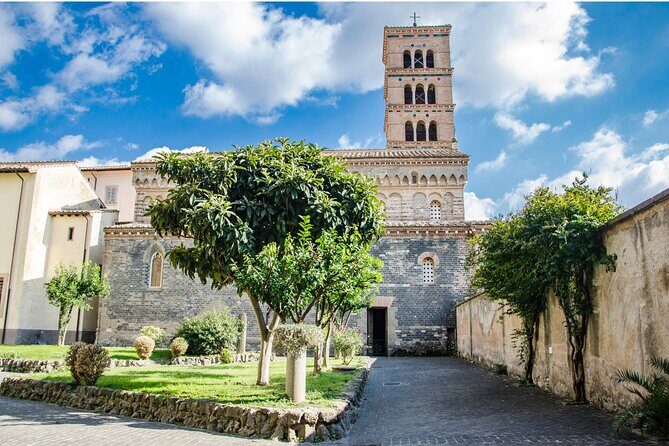 Hop-on-Hop-off Tour of the Castelli Romani from Rome - Tour 1 - Who Would Love This Tour?