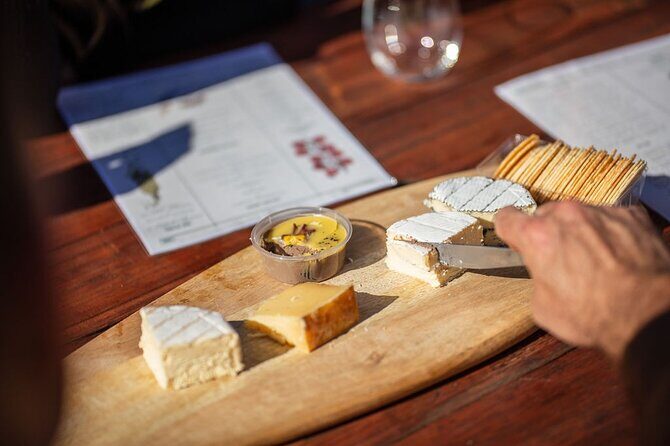 Hop on Hop off Wine tasting tour to Tamborine Mountain - What Could Be Better