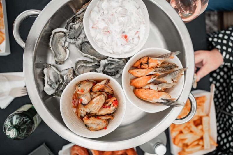 hope: Guided Cruise with Oyster Farm Visit and Lunch - Key Points