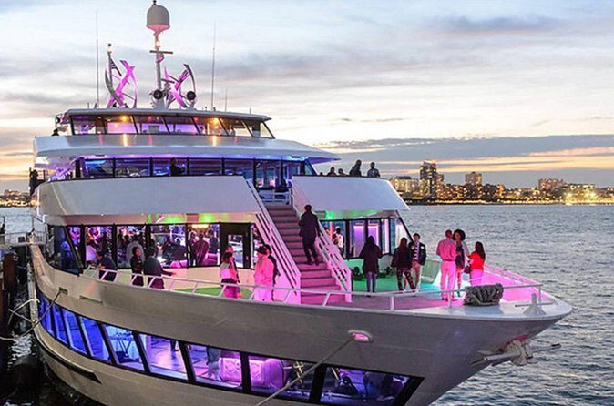 Hornblower Infinity New York New Year's Eve Party - FAQ