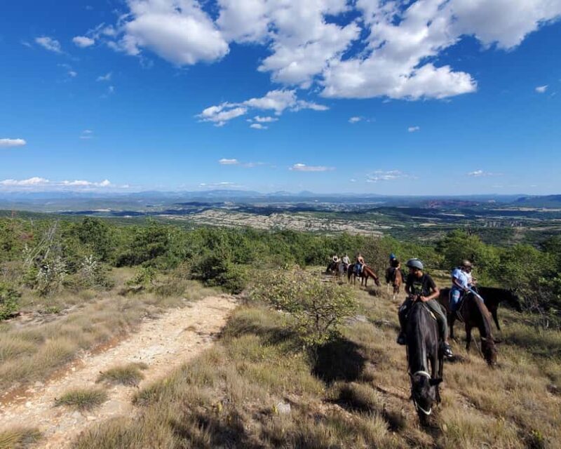 Horseback riding in Provence Luberon - Setting the Scene: The Experience Overview