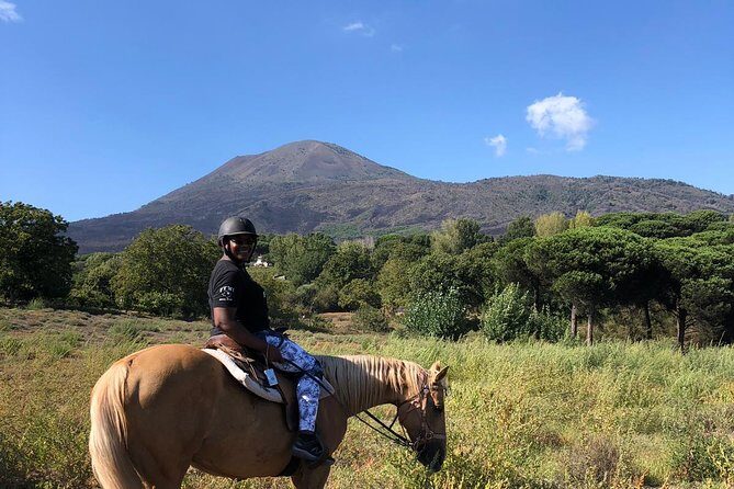 Horseback Riding on Vesuvius - Transportation, Duration, and Group Size  