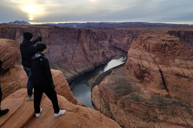 Horseshoe Bend and Antelope Canyon Day Tour from Phoenix - Who Should Consider This Tour?