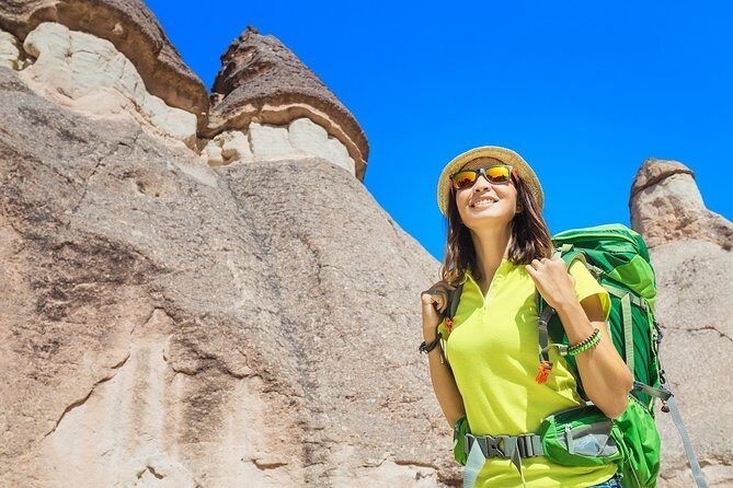 Hot Air Balloon, Best of Red and Green Guided 1-Day Tour - FAQs