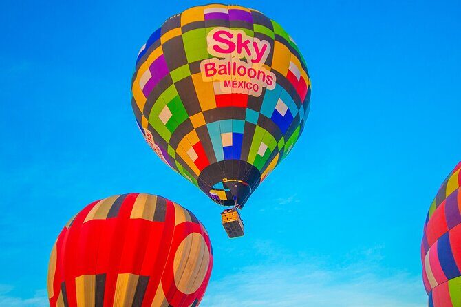 Hot Air Balloon Flight and Tour of the Majestic Pyramids - A Deep Dive into the Itinerary