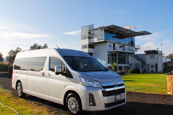 Hot Air Balloon Flight and Tour of the Majestic Pyramids - The Real Review: Pros and Cons