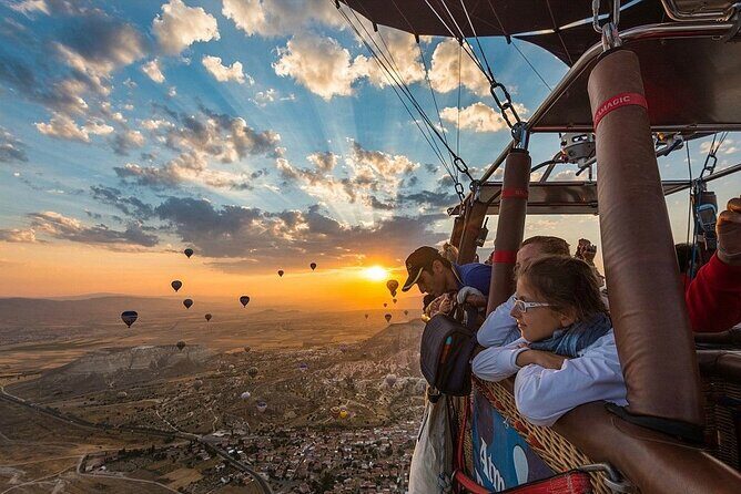 Hot Air Balloon Flight in Cappadocia with Experienced Pilots - Practical Tips for Booking and Enjoying Your Flight