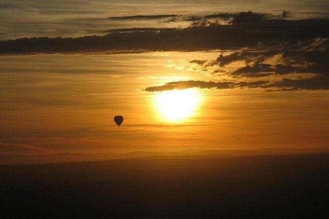 Hot Air Balloon Flights Geelong (The Great Ocean) + Breakfast - Who Should Consider This Experience?