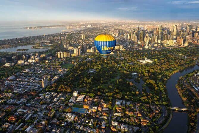 Hot Air Balloon Flights over Melbourne City (optional breakfast) - Key Points