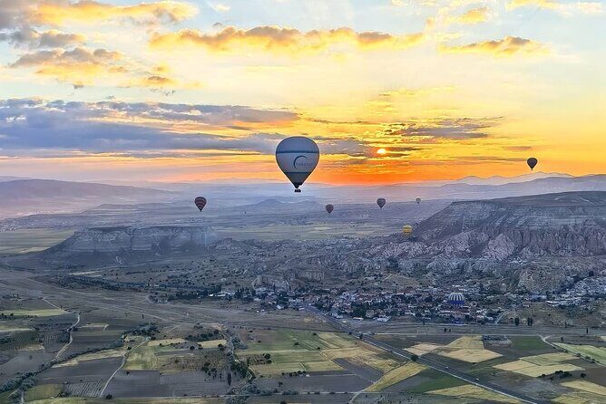 Hot Air Balloon Ride in Cappadocia / Goreme - What Makes This Hot Air Balloon Tour Special?