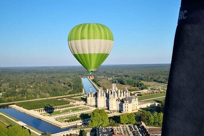 Hot air ballooning: Chambord, Blois, Chenonceau, Cheverny or Chaumont - Key Points