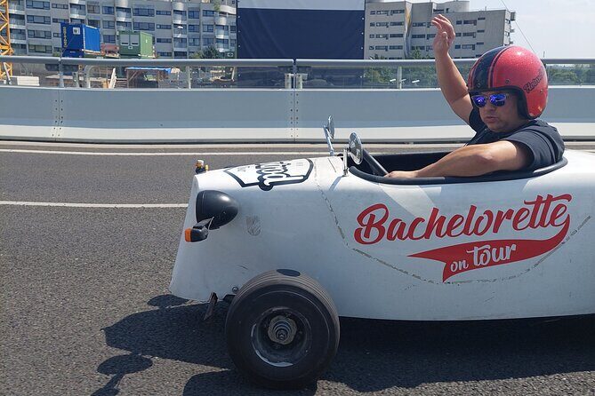 Hotrod Vienna Daylight Tour The most famous & fastest Tour Vienna - Who Will Love This Tour?