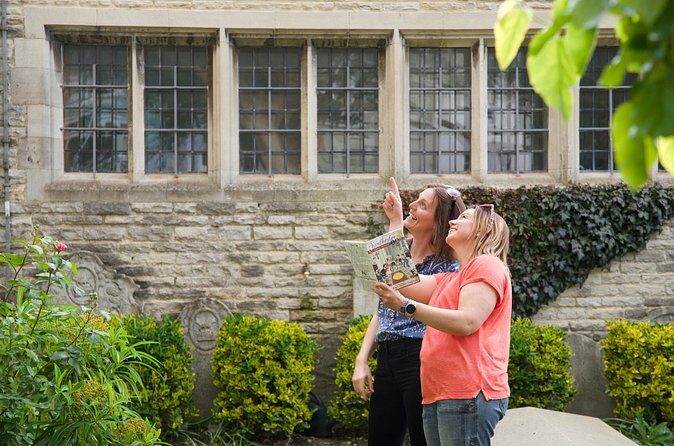 Houdini's Golden Handcuffs Leeds Self-Guided Treasure Hunt - Practical Details to Consider
